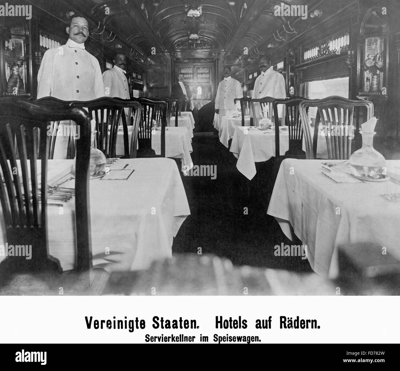 A dining car in the United States, 1905 Stock Photo - Alamy