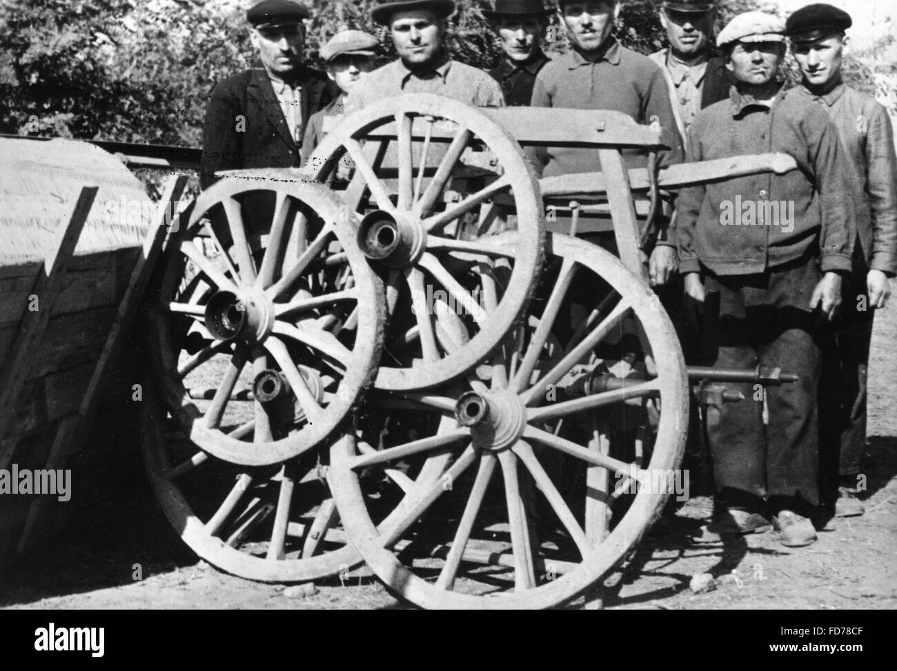 Wagon construction for Bessarabian German resettlers, 1940 Stock Photo ...
