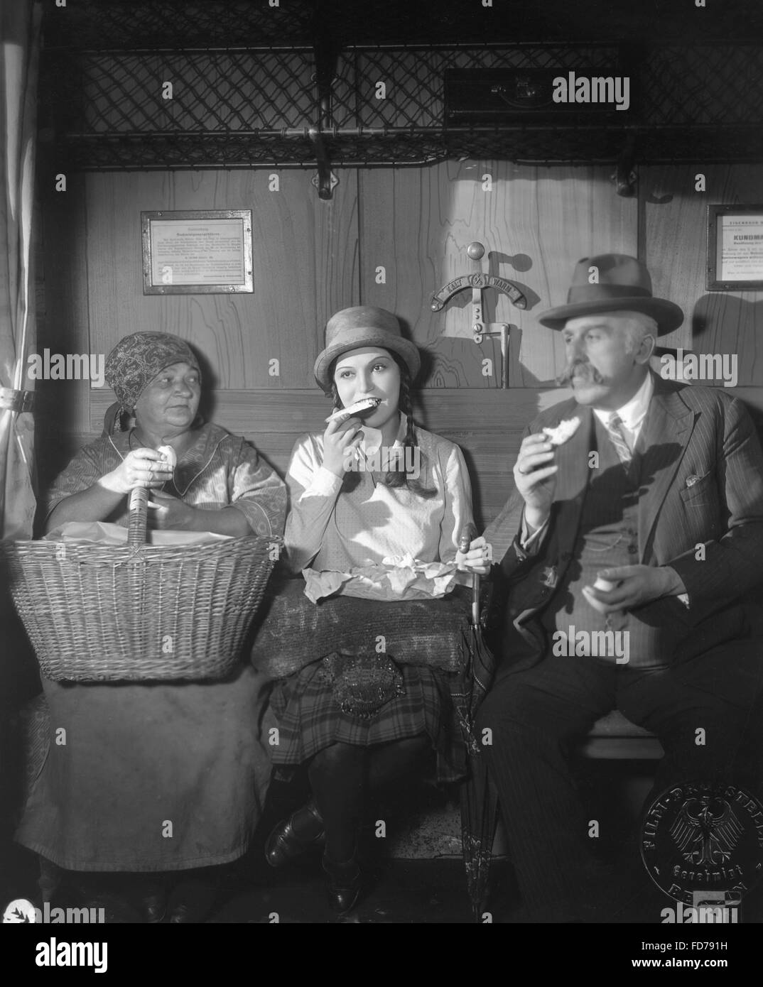 3rd class train hi-res stock photography and images - Alamy