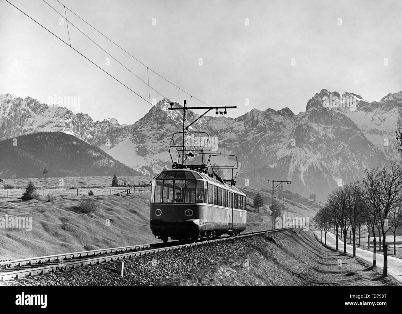 Glaeserner Zug (Glass Train), around the 1930s Stock Photo - Alamy