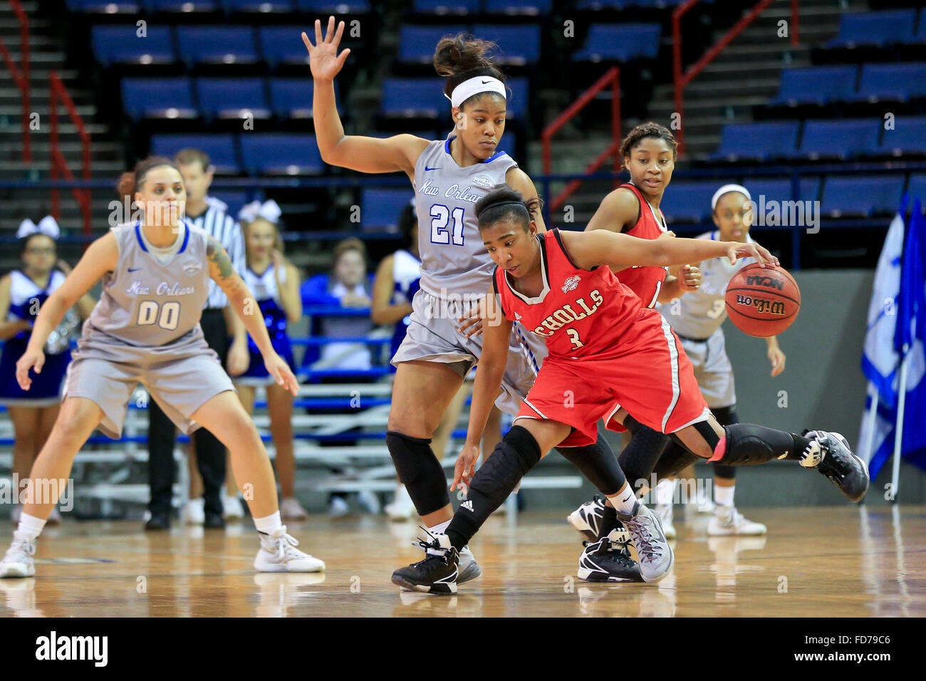 New Orleans Louisiana, USA. 27th Jan, 2016. Tia Charles #3 of the ...