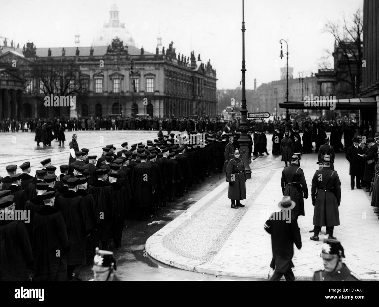 01 04 1935 hi-res stock photography and images - Alamy