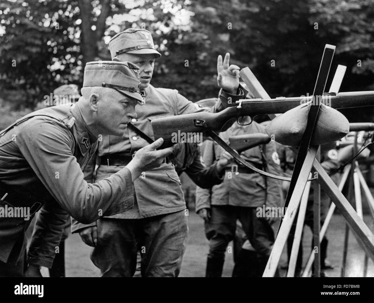 SA members at target practice, 1939 Stock Photo - Alamy