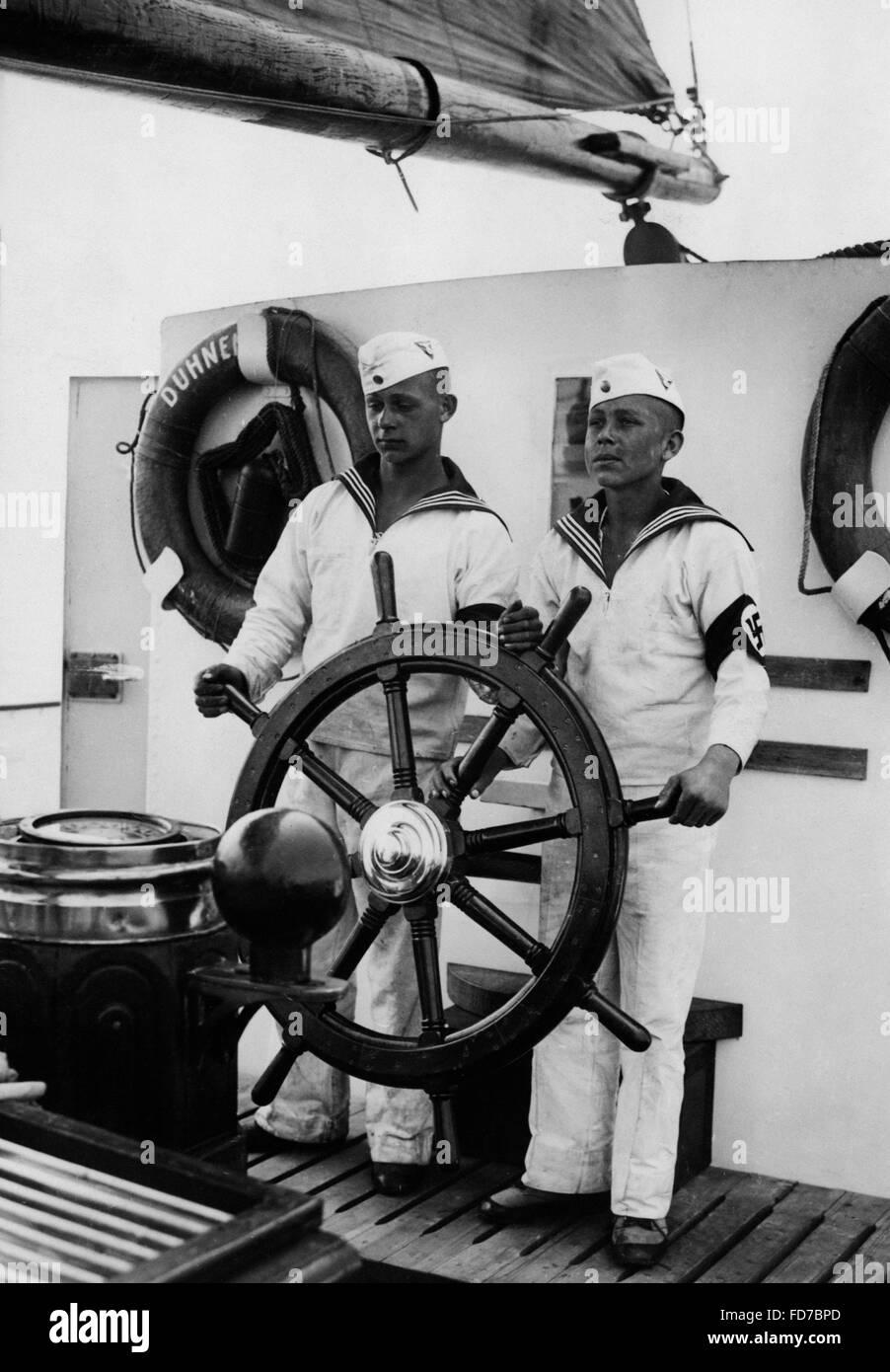 Sailing ship helm hi-res stock photography and images - Alamy