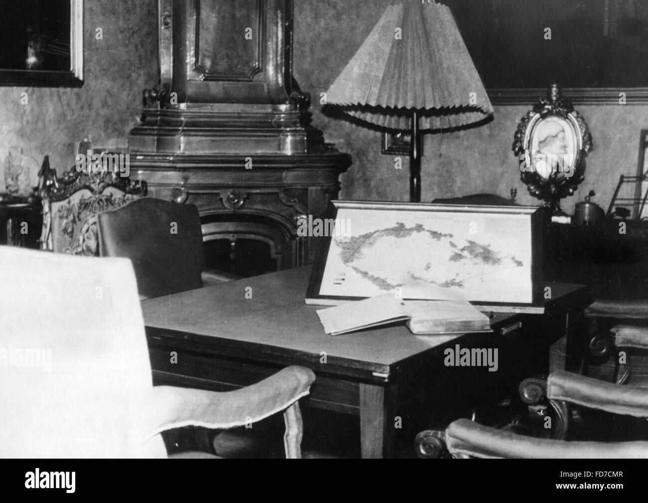 1938 czechoslovakia map hi-res stock photography and images - Alamy