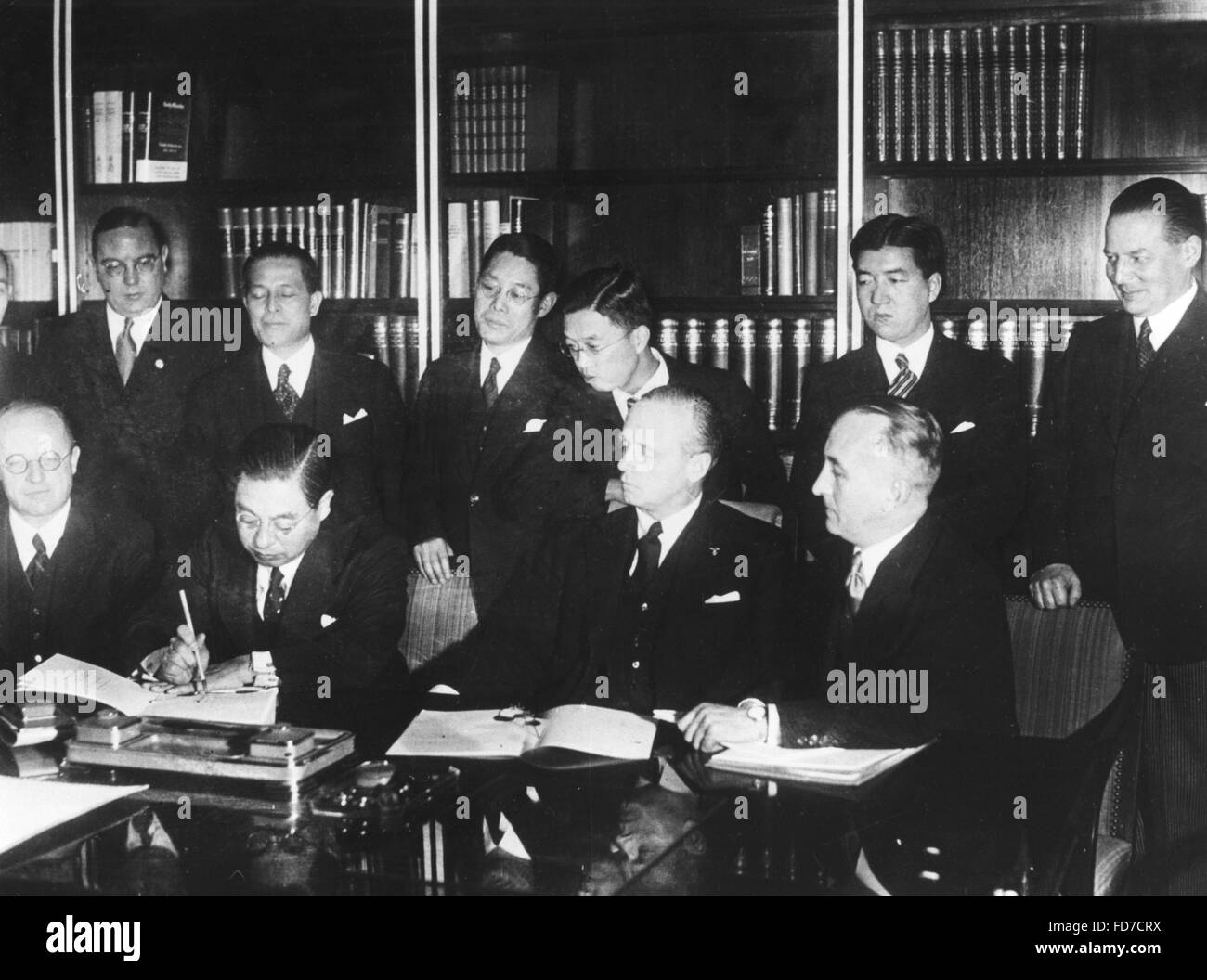 Communist international comintern hi-res stock photography and images ...