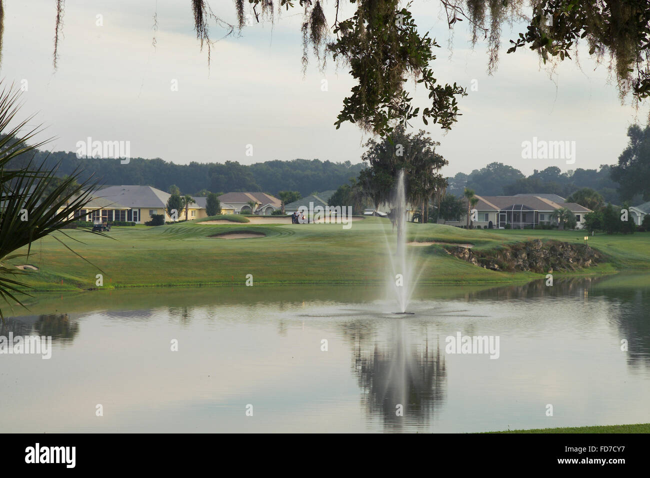 Florida retirement community on golf course Stock Photo - Alamy
