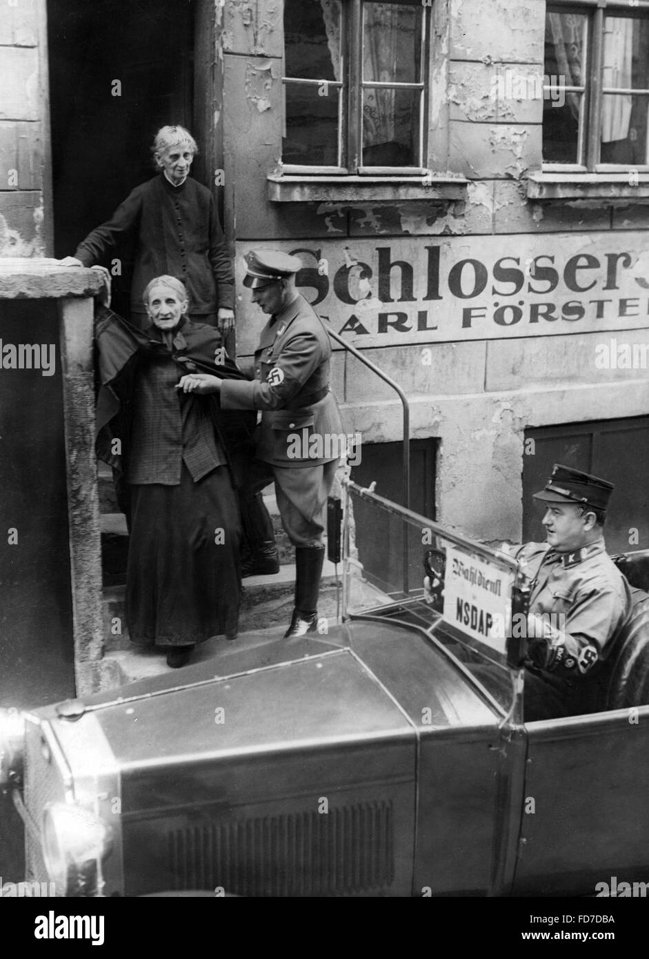 Car head unit Black and White Stock Photos & Images - Alamy