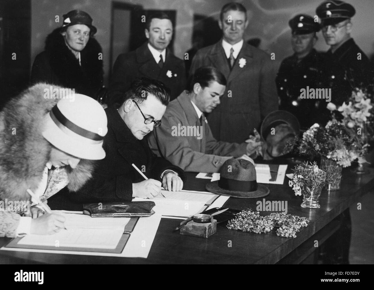 Hitlers birthday hi-res stock photography and images - Alamy