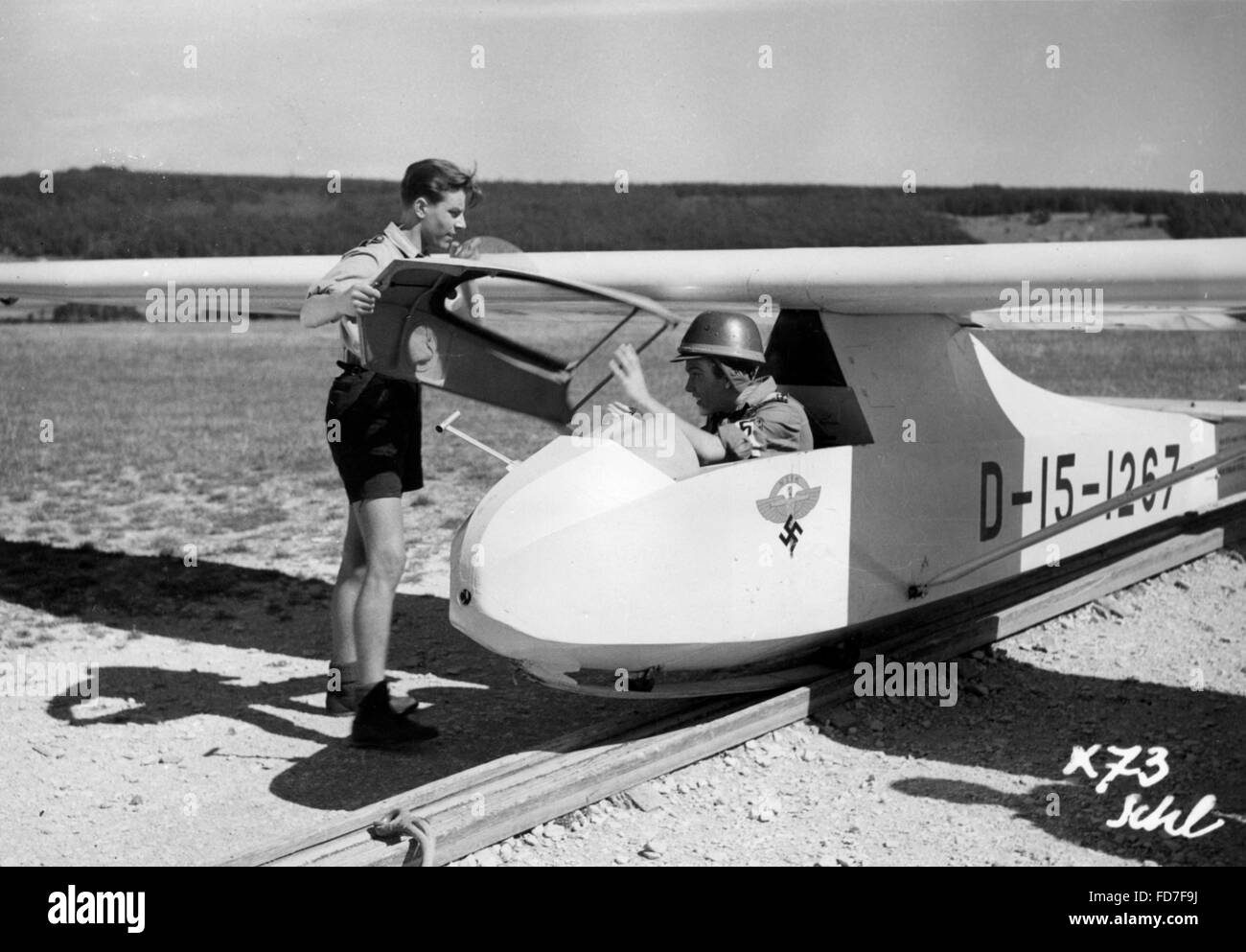Flieger hj glider before start hi-res stock photography and images - Alamy
