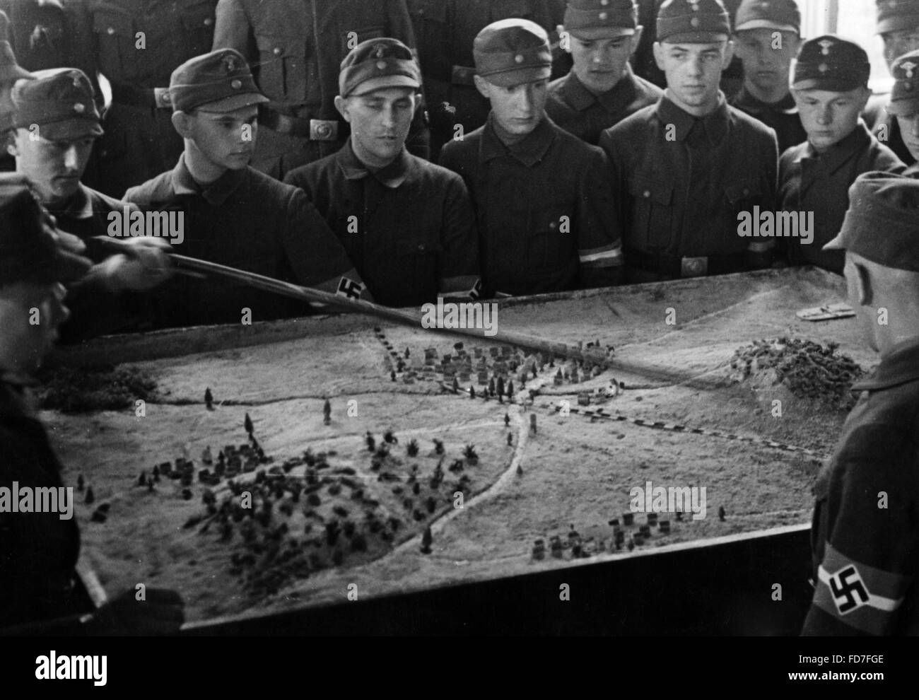 Hitler Youth training at 'sand table', 1940 Stock Photo - Alamy