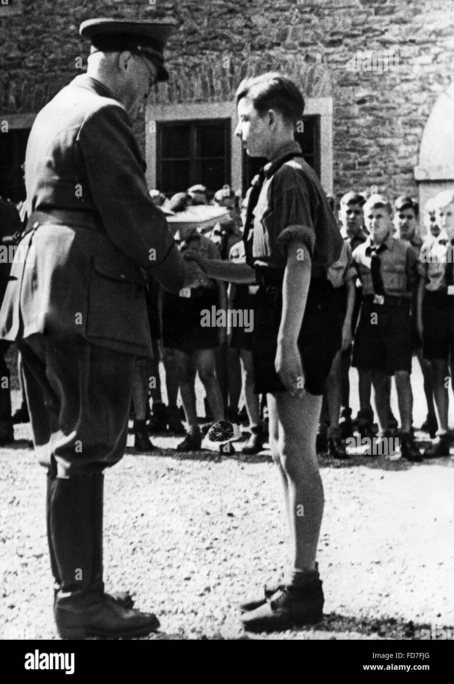 Hitler hitler hitler youth date hi-res stock photography and images - Alamy