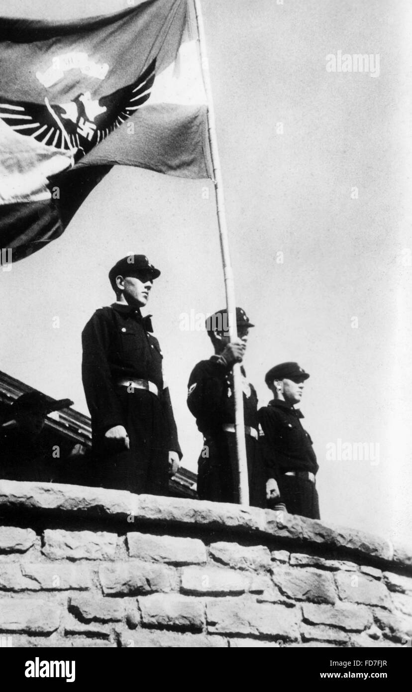 Adolf hitler members youth hi-res stock photography and images - Alamy