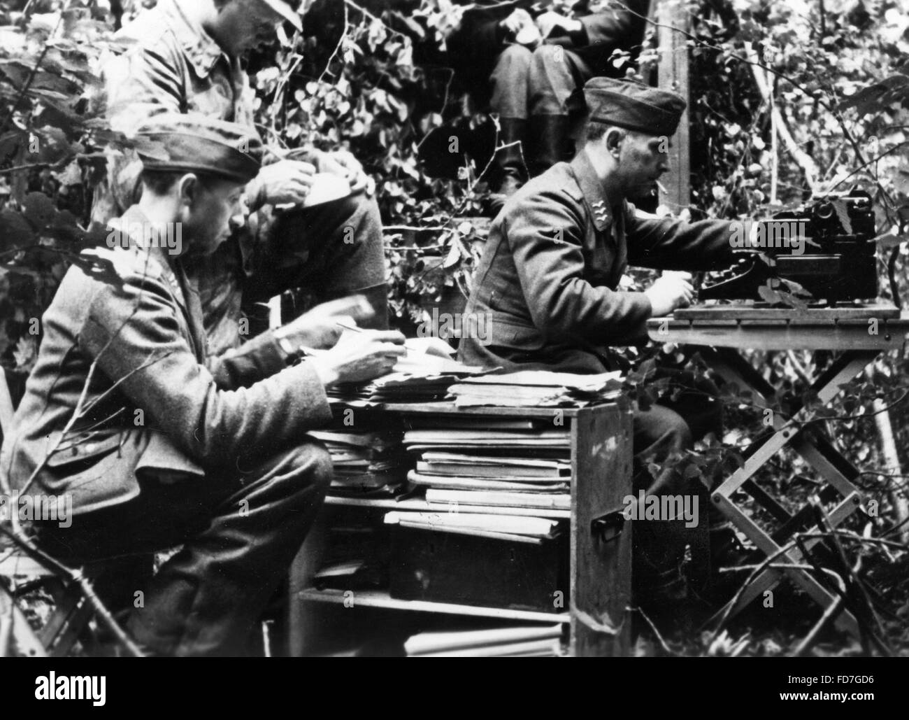 16 08 1944 hi-res stock photography and images - Alamy