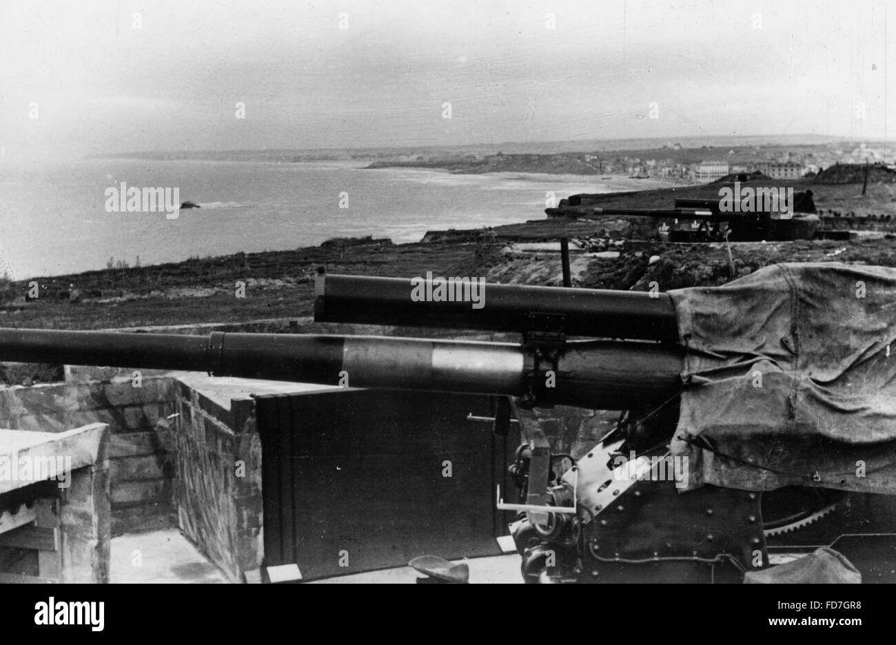 German coastal artillery on the Atlantic Wall Stock Photo - Alamy