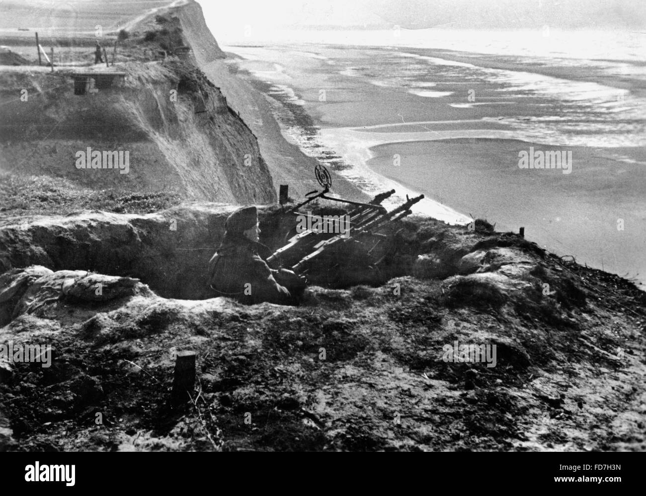 German antiaircraft machine gun position on the Atlantic Wall, 1942 ...