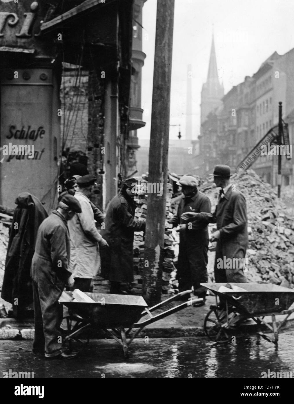Clearance work in Berlin, 1943 Stock Photo - Alamy