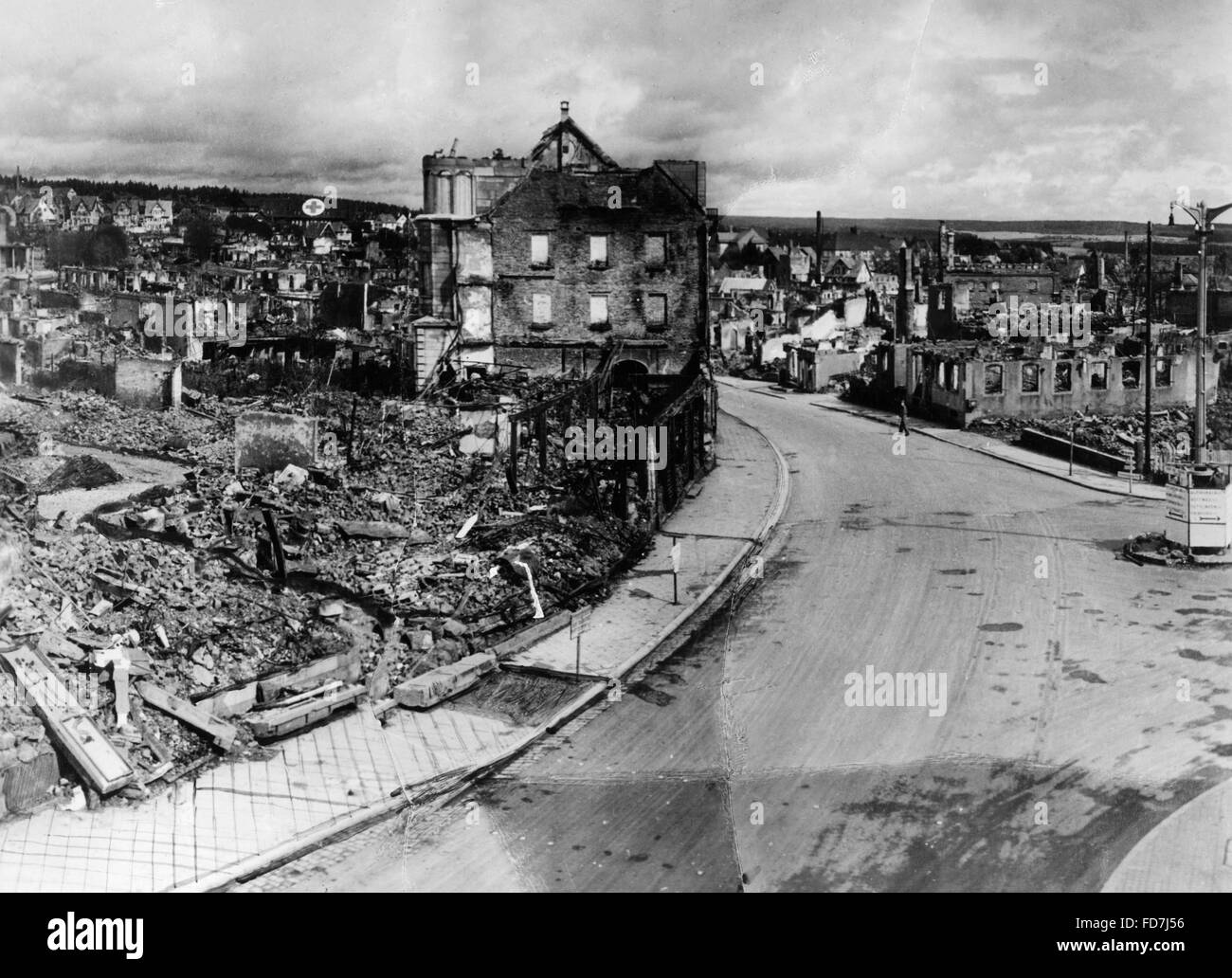 Homes destroyed Black and White Stock Photos & Images - Alamy