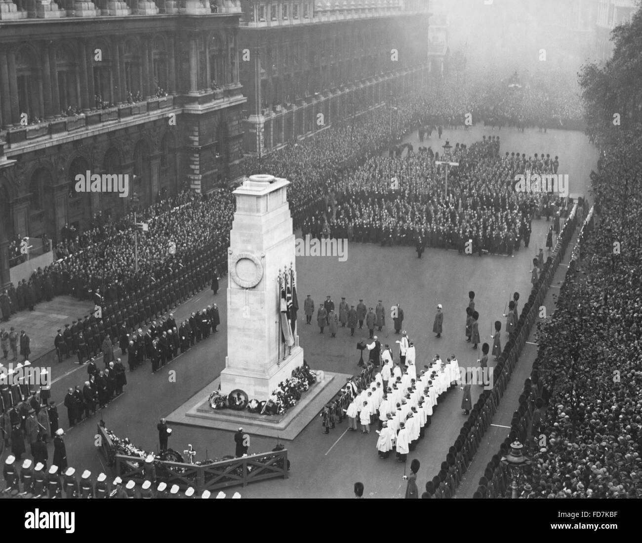 Cenotaph london 1919 hi-res stock photography and images - Alamy