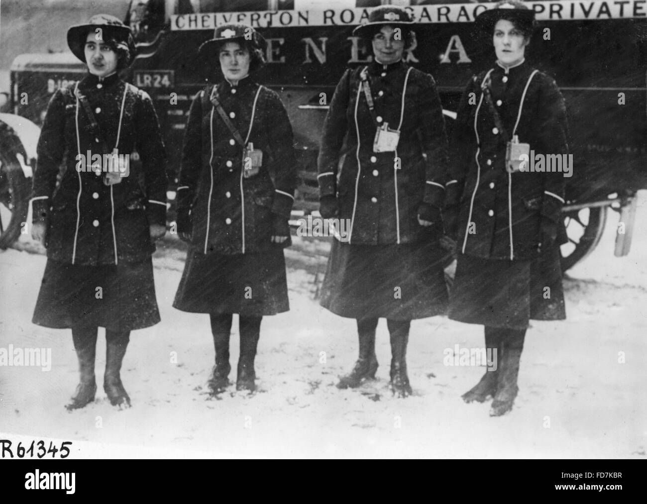 Ticket controllers hi-res stock photography and images - Alamy