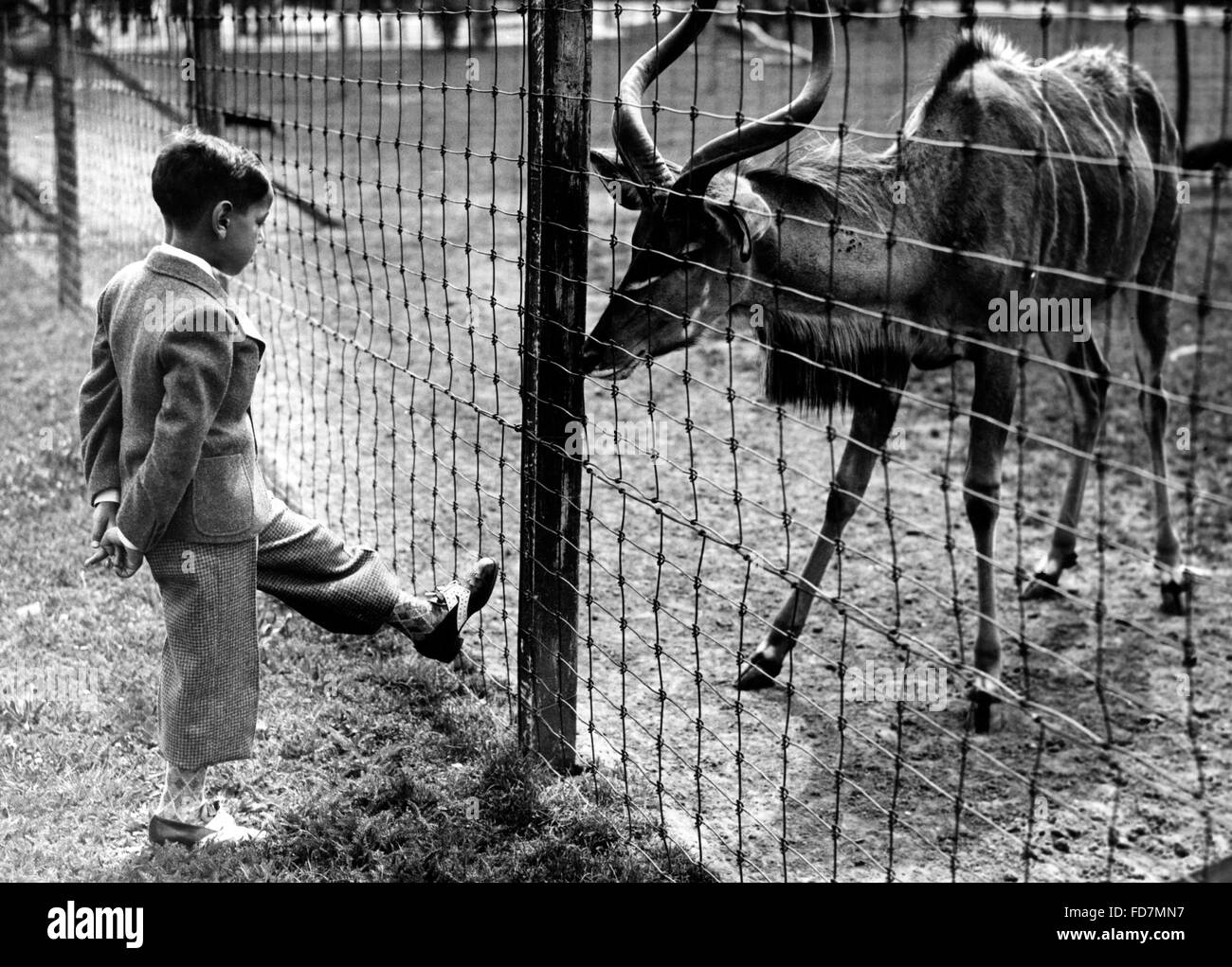 Paris ii Black and White Stock Photos & Images - Alamy