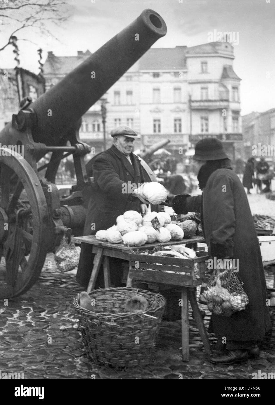 Pila hi-res stock photography and images - Alamy