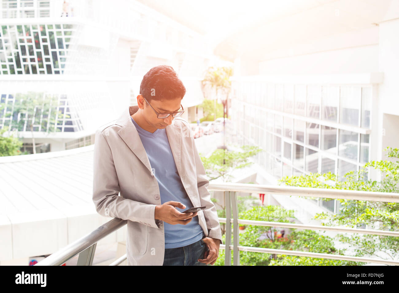 Bangladeshi man using mobile phone hi-res stock photography and images ...
