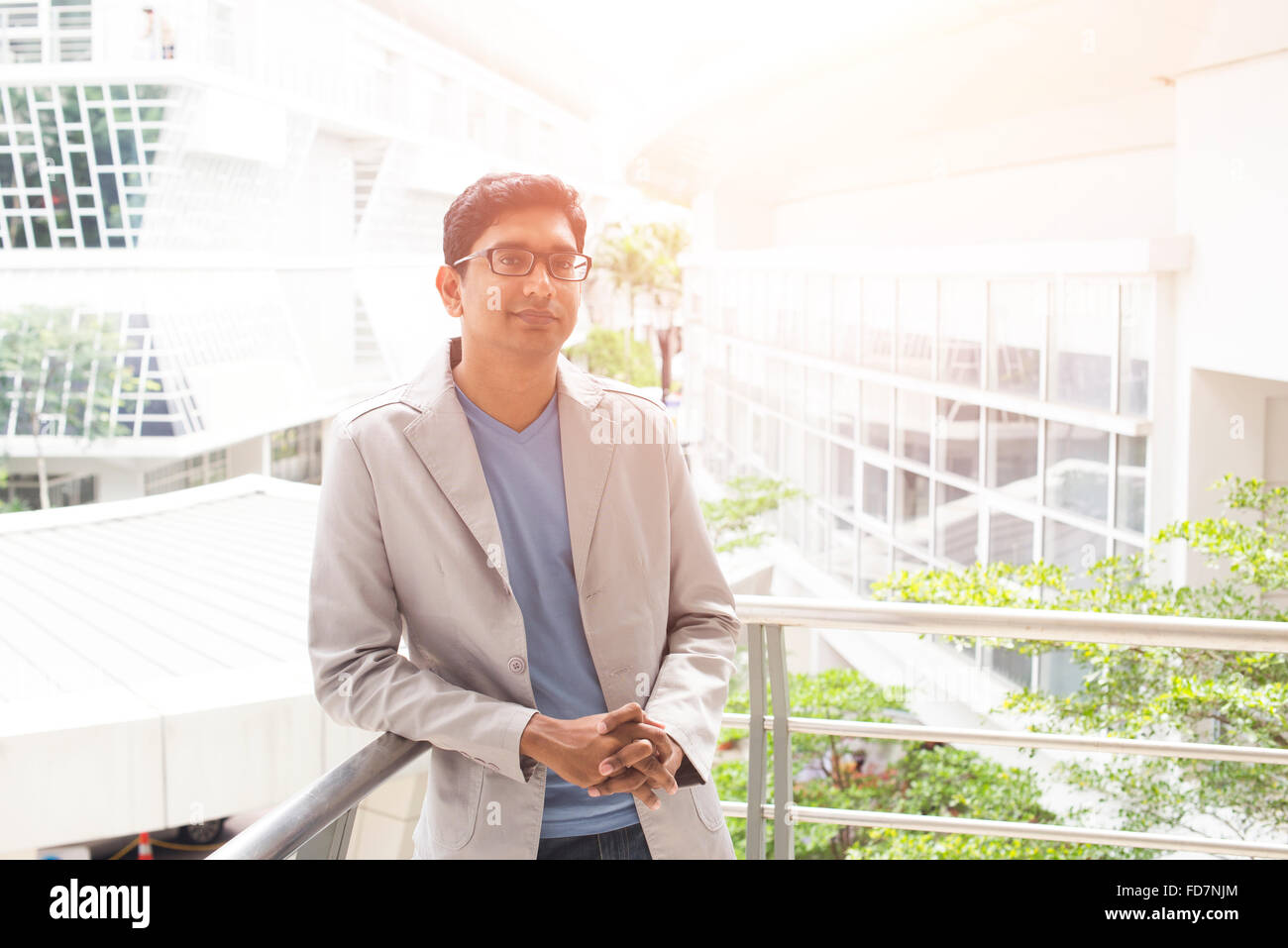 Bangladeshi man using mobile phone hi-res stock photography and images ...