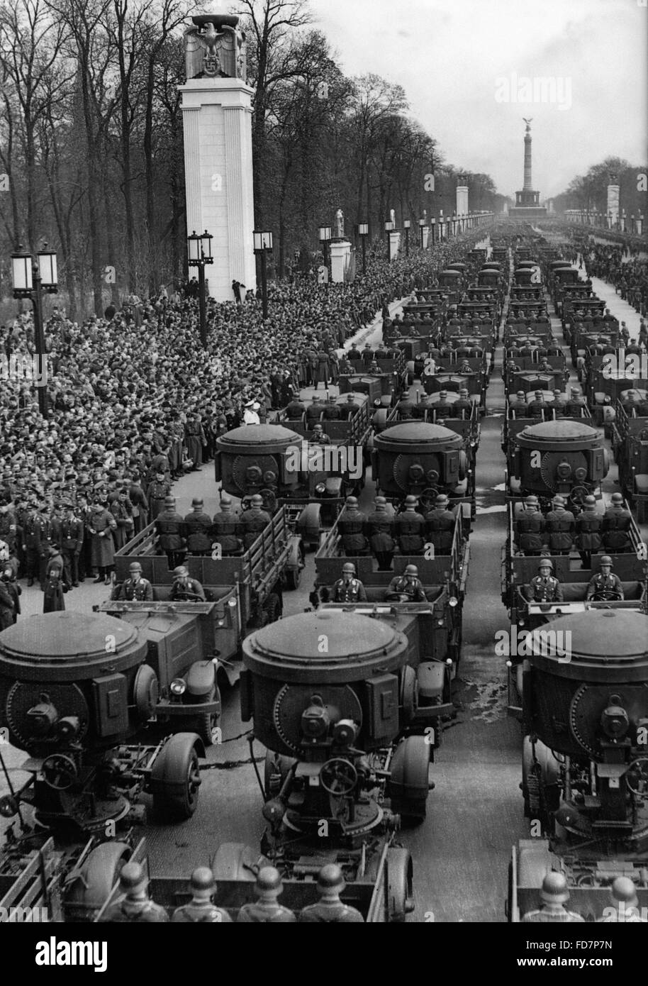 Military parade of the Wehrmacht on the occasion of Hitler's birthday ...