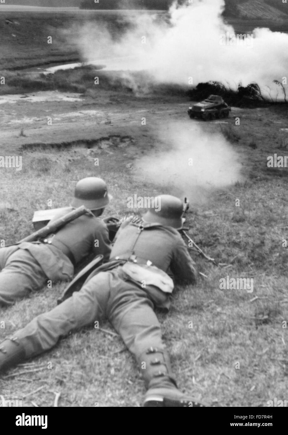 Fire maneuver Black and White Stock Photos & Images - Alamy