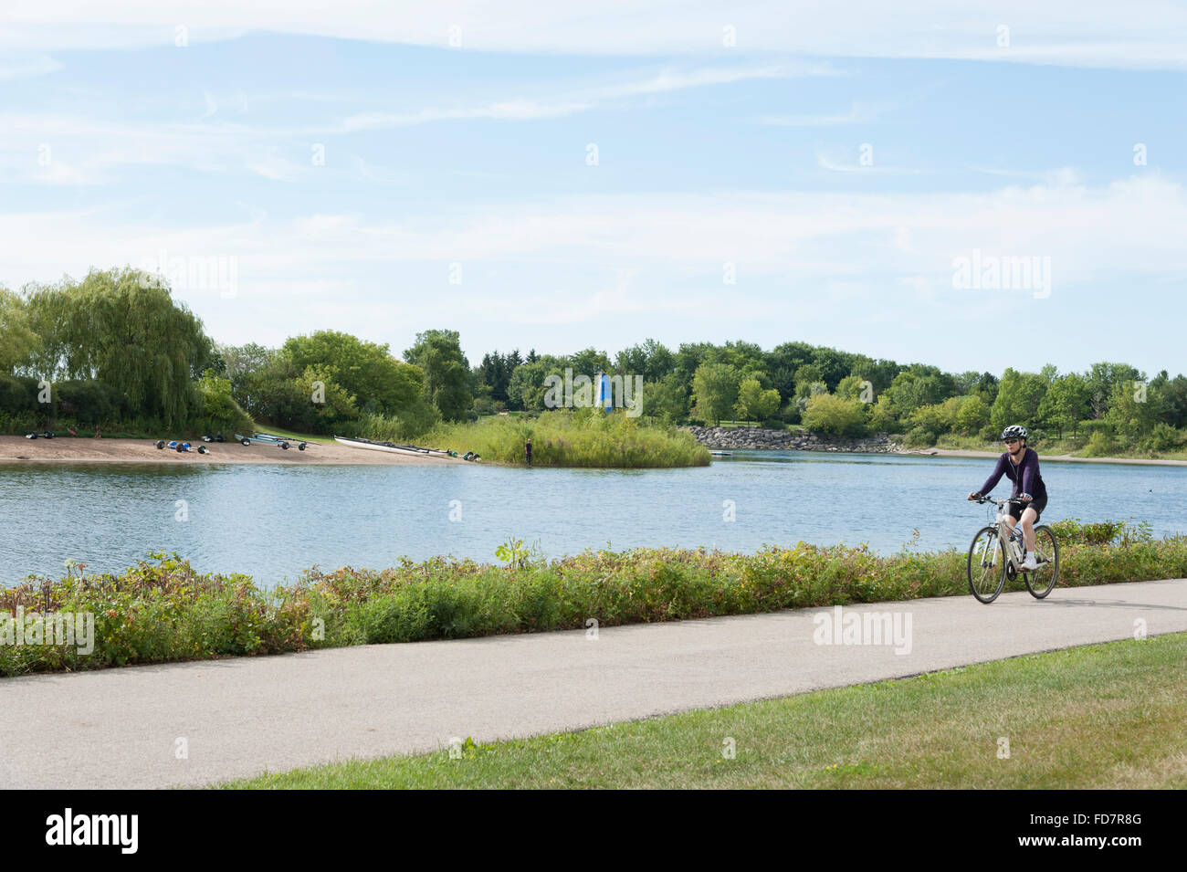 Green river waterfront landscape trail hi-res stock photography and ...