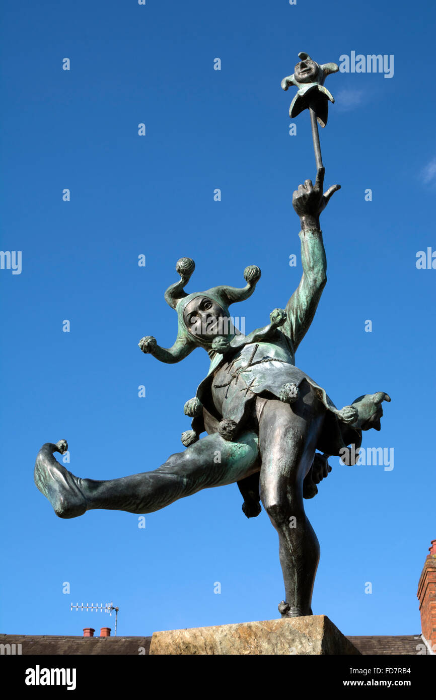 Statue of jester hi-res stock photography and images - Alamy