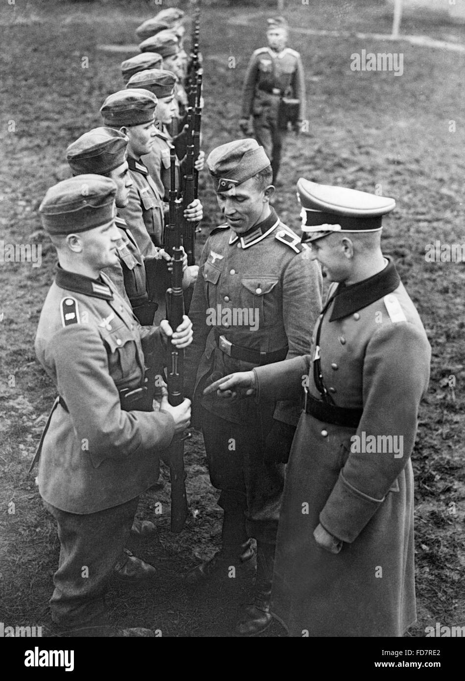 Drill a drill hi-res stock photography and images - Alamy