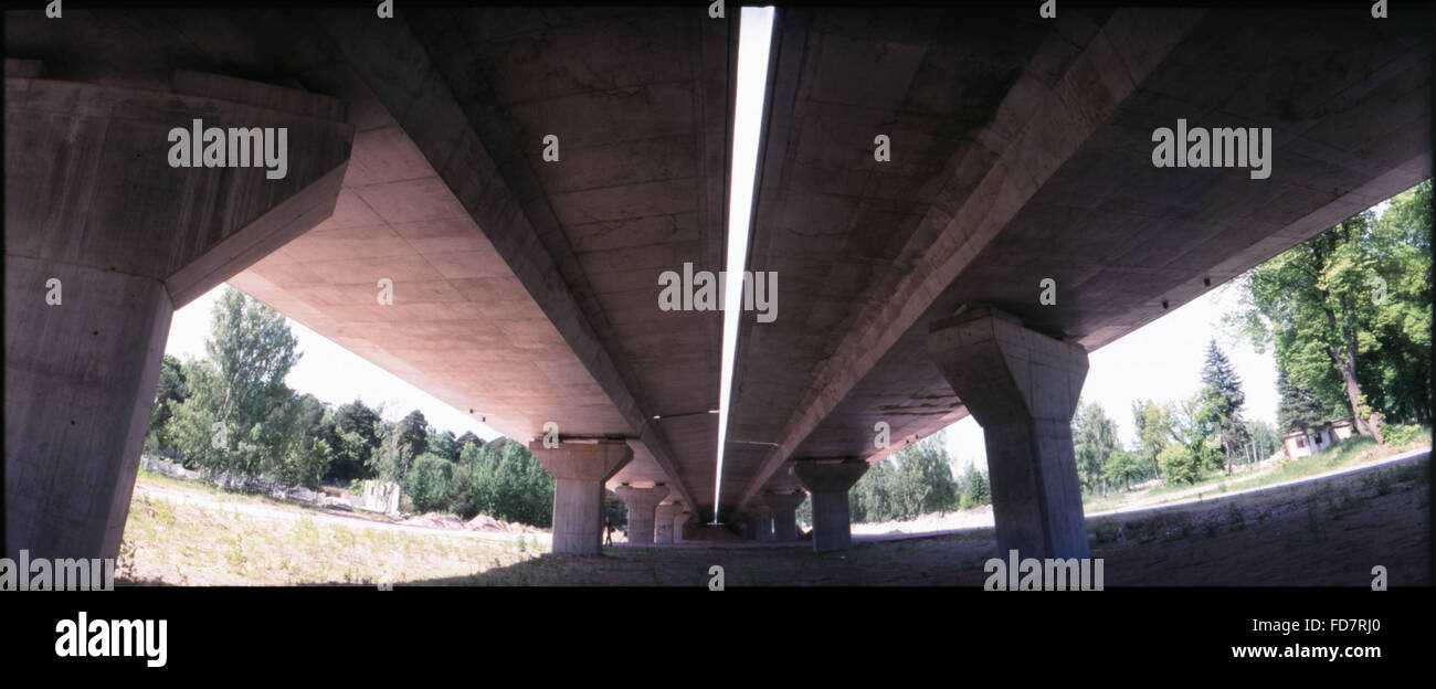 View from underneath hi-res stock photography and images - Alamy