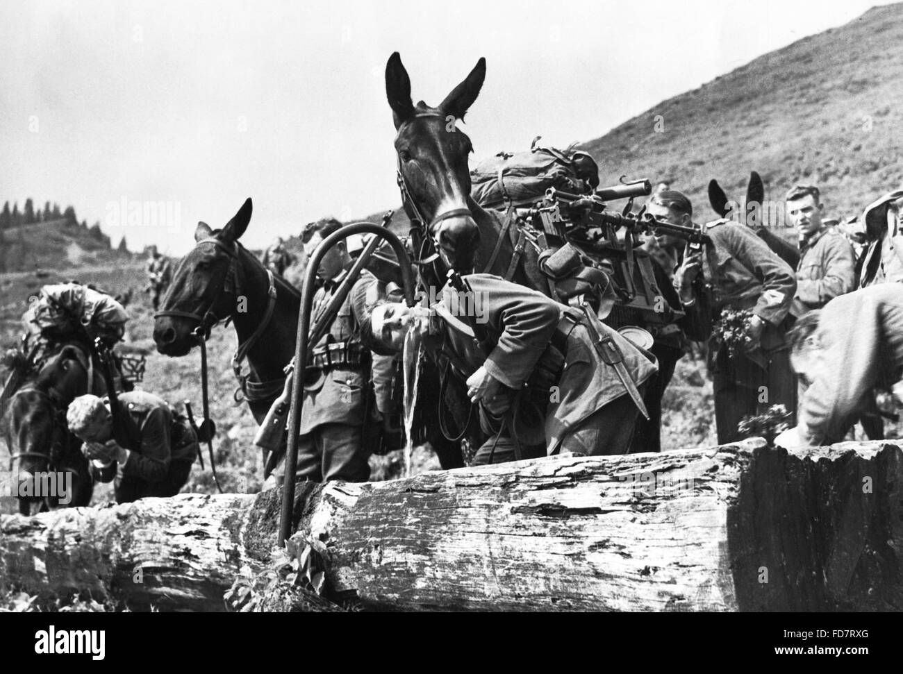 Mountain infantry during an ecxercise, 1936 Stock Photo - Alamy