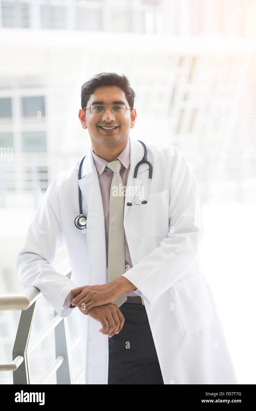 indian male doctor outdoor Stock Photo - Alamy
