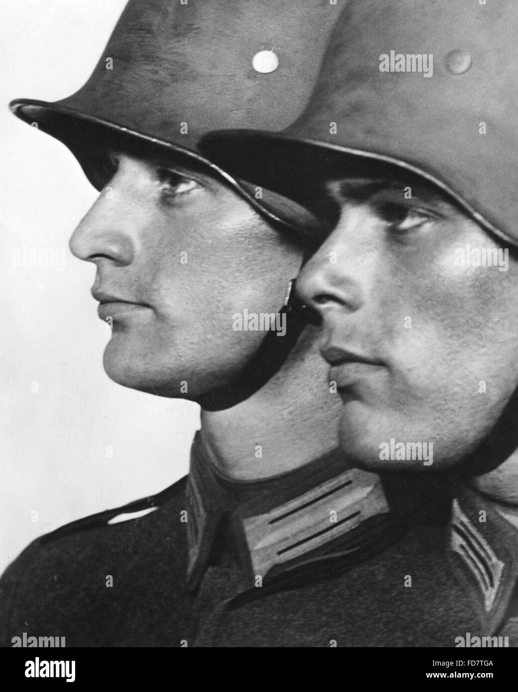 Portrait of German soldiers Stock Photo - Alamy