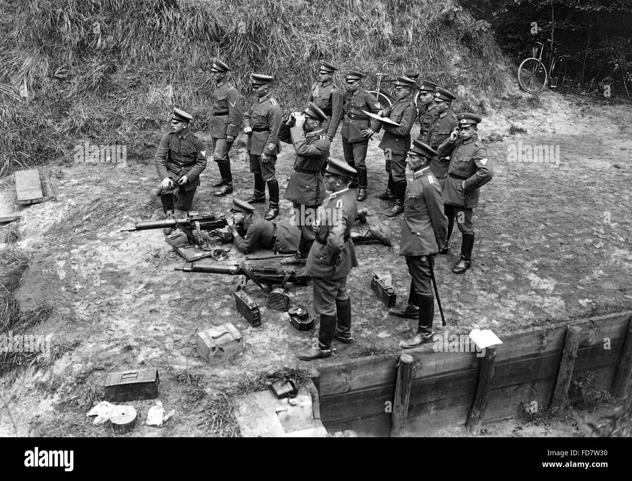 Mg 08 machine guns hi-res stock photography and images - Alamy