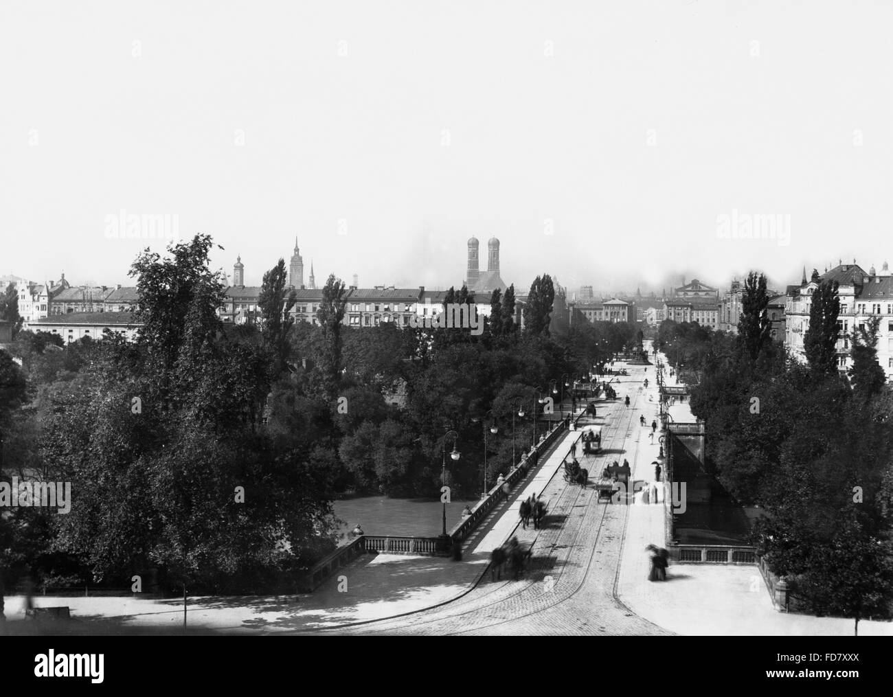 Maximilians Bridge in Munich Stock Photo - Alamy