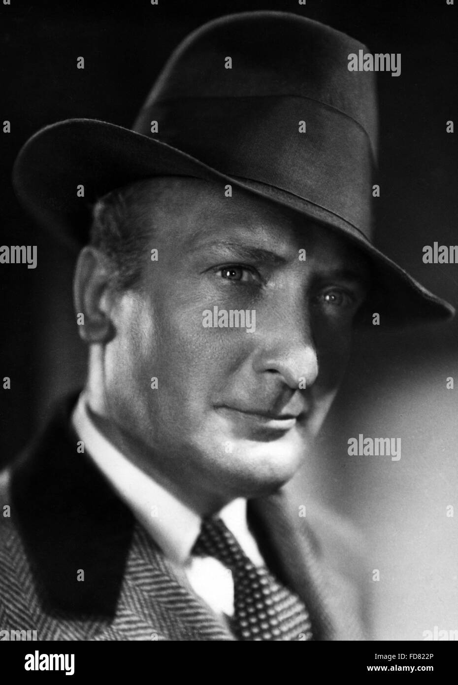 Actor hans albers film hangmen hi-res stock photography and images - Alamy