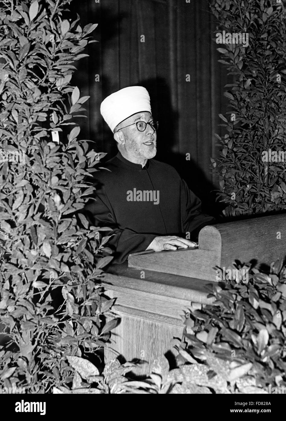 Mohammed amin Black and White Stock Photos & Images - Alamy