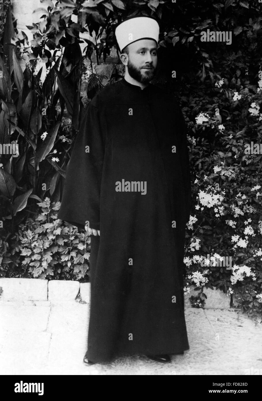 Mohammed Amin al-Husseini, 1937 Stock Photo - Alamy