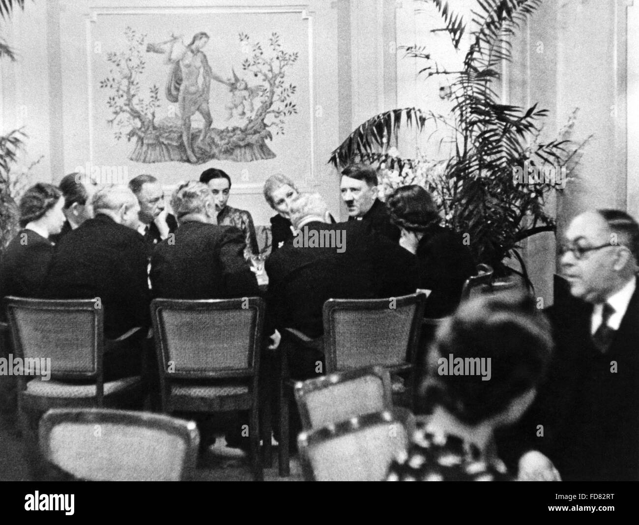 Adolf Hitler aboard the KDF-ship 'Robert Ley', 1939 Stock Photo - Alamy