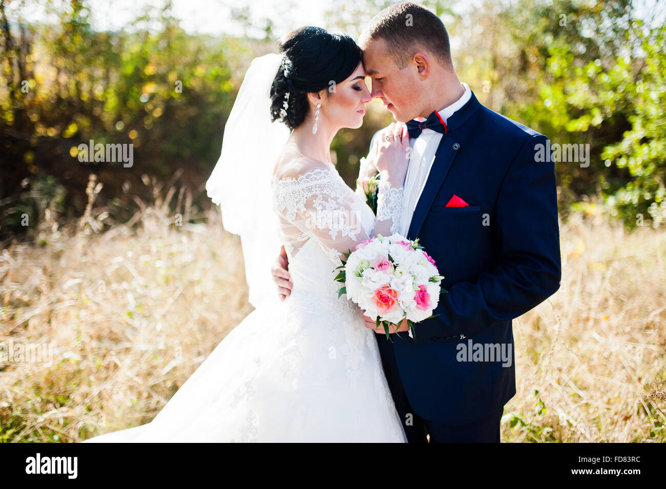 Weding couple hi-res stock photography and images - Alamy