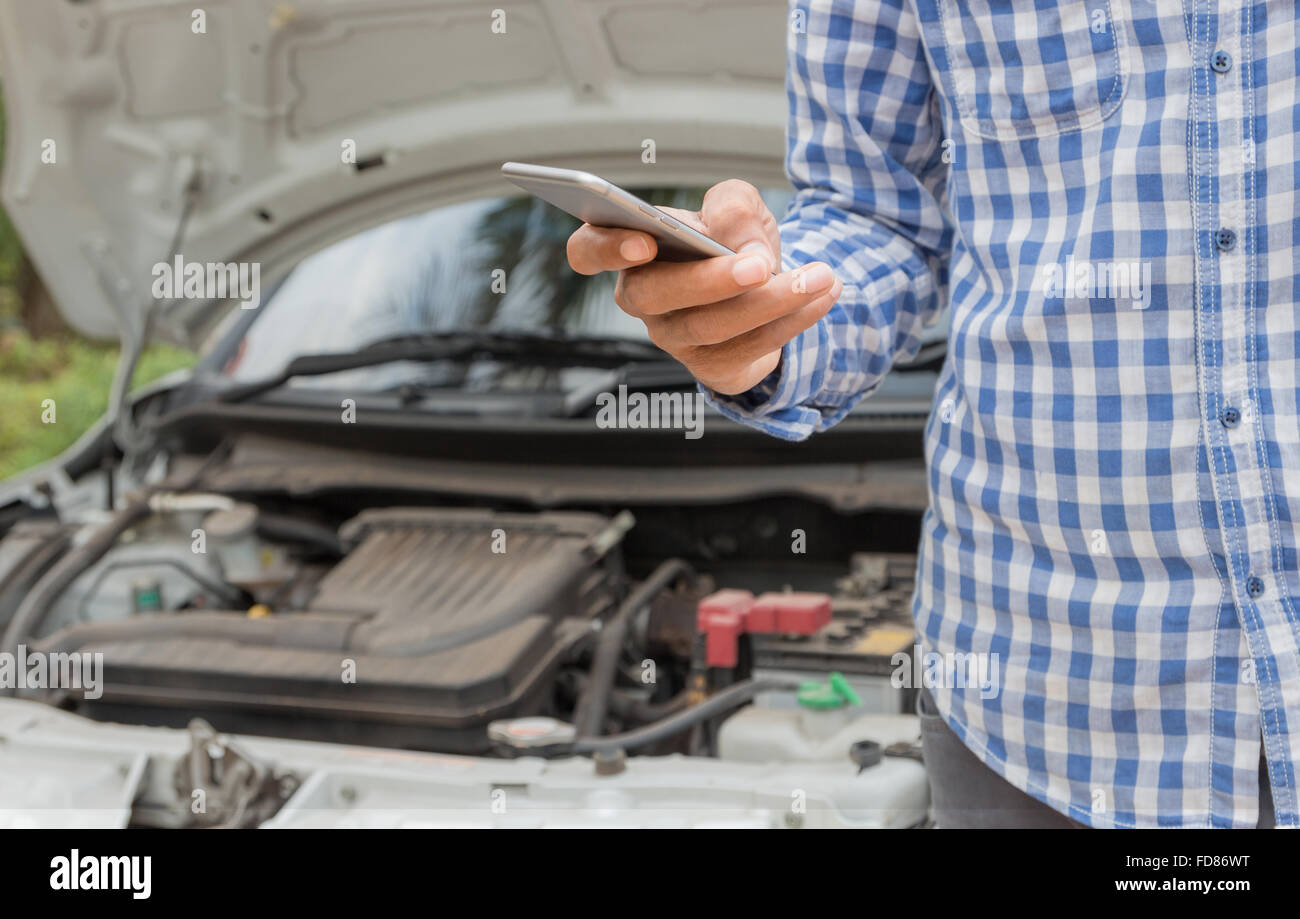 Emergency mobile phone hi-res stock photography and images - Alamy