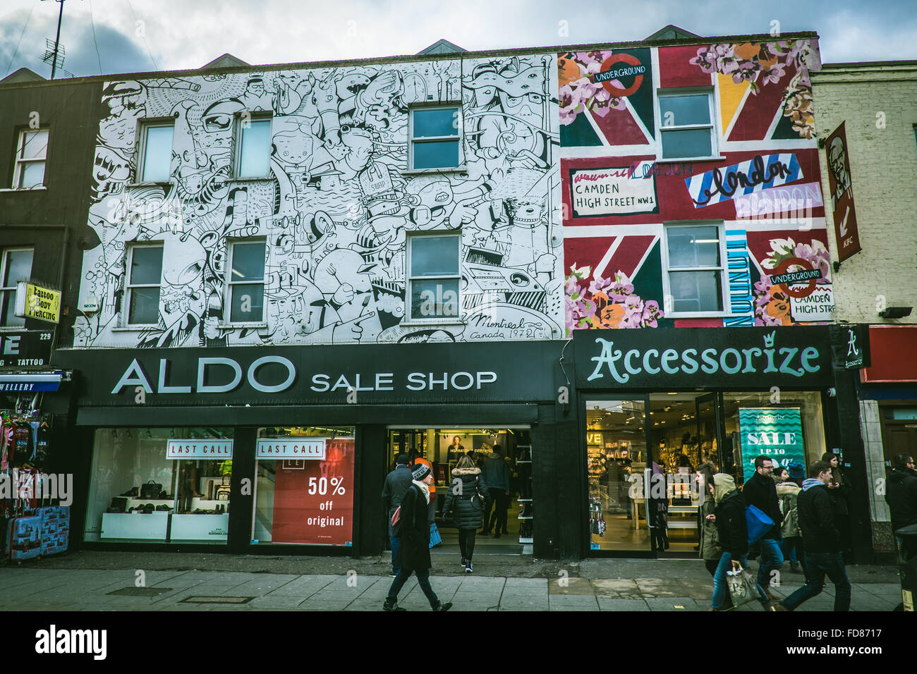 London retail streets hi-res stock photography and images - Alamy