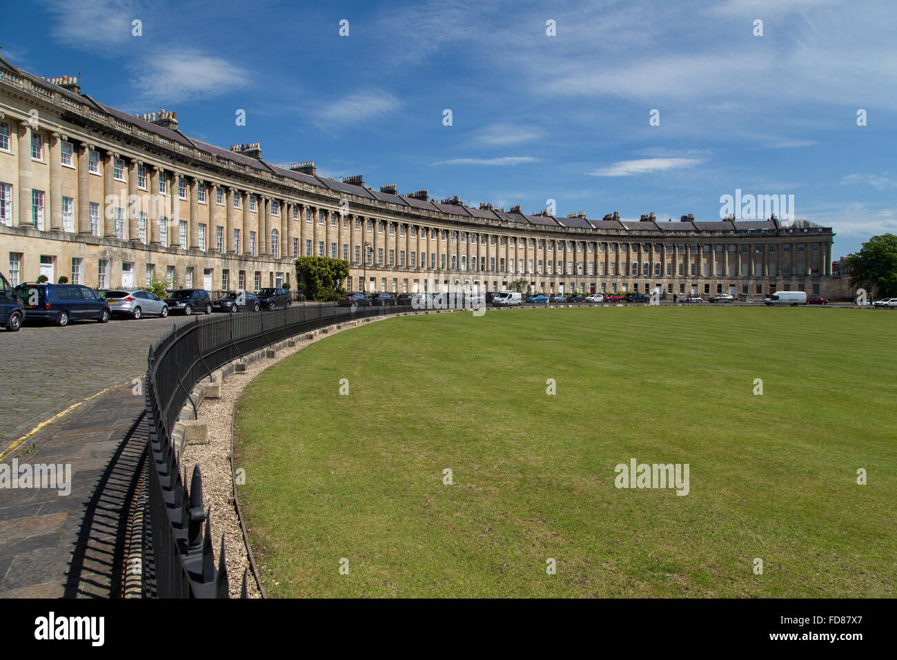 The Royal Crescent in summer, The City of Bath, Roman World Heritage ...