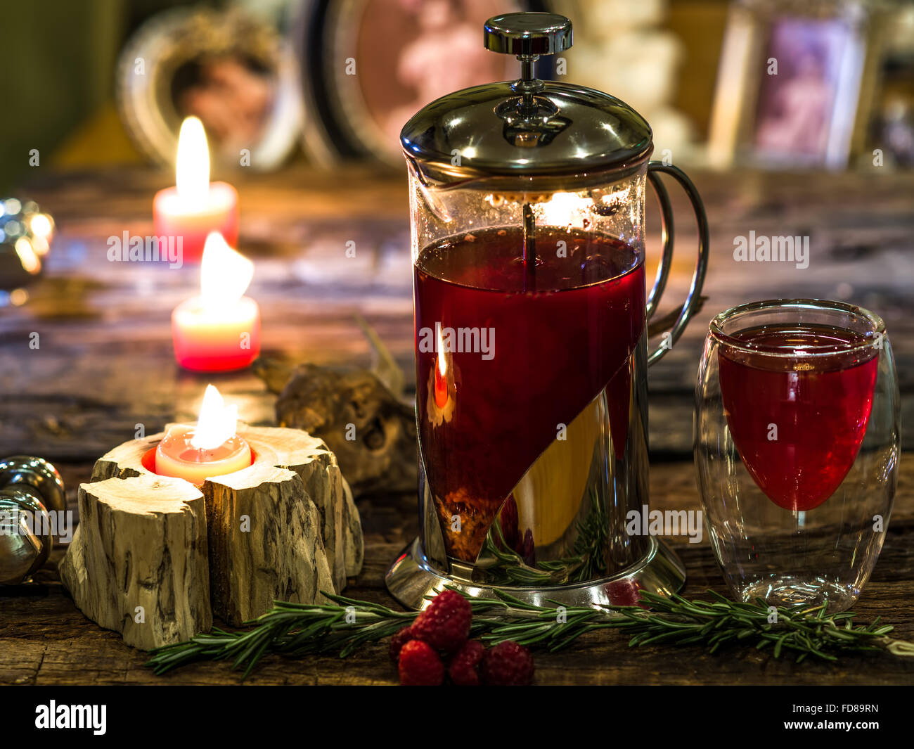 Red herbal and fruit tea Stock Photo - Alamy