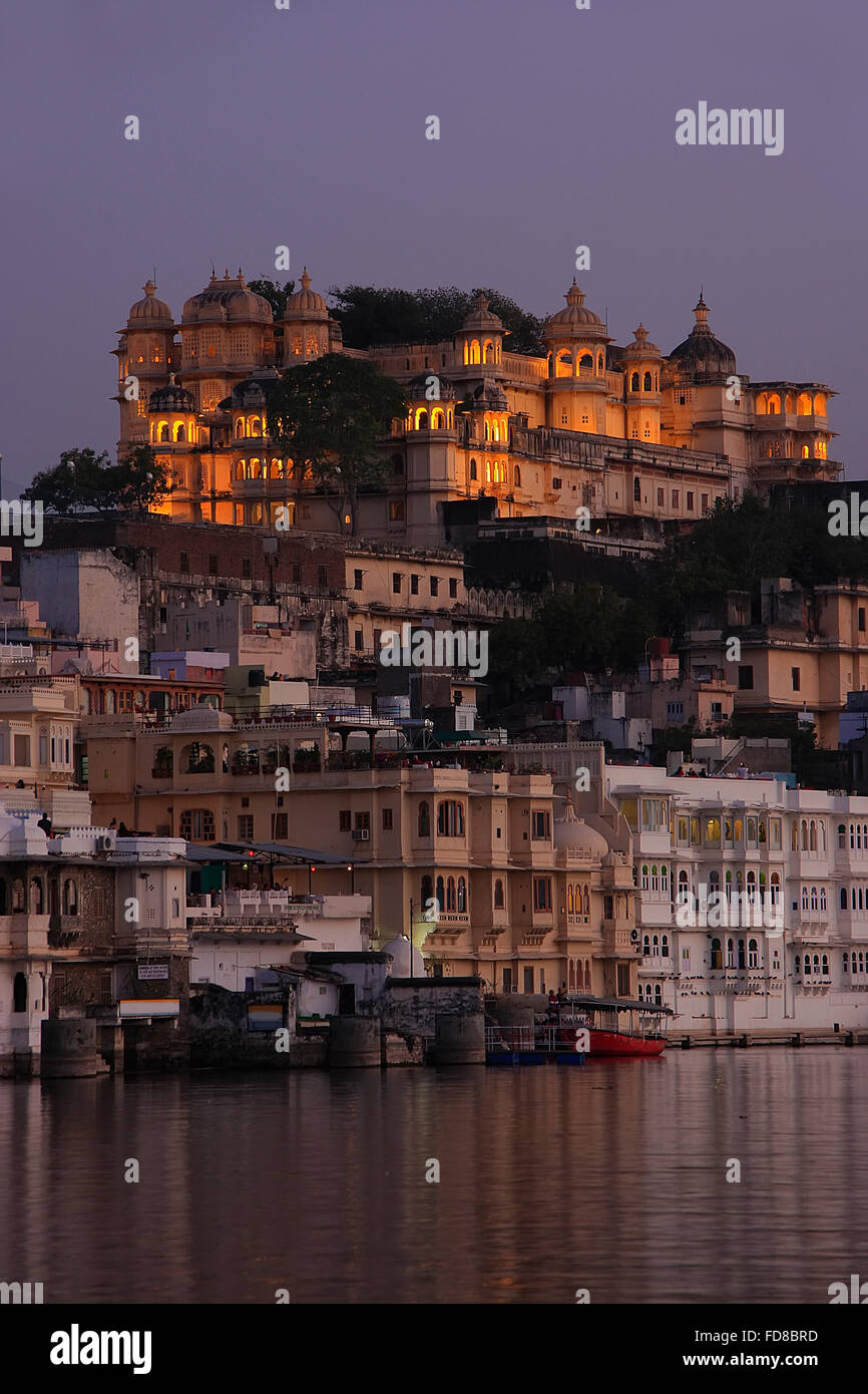 Udaipur city lights hi-res stock photography and images - Alamy