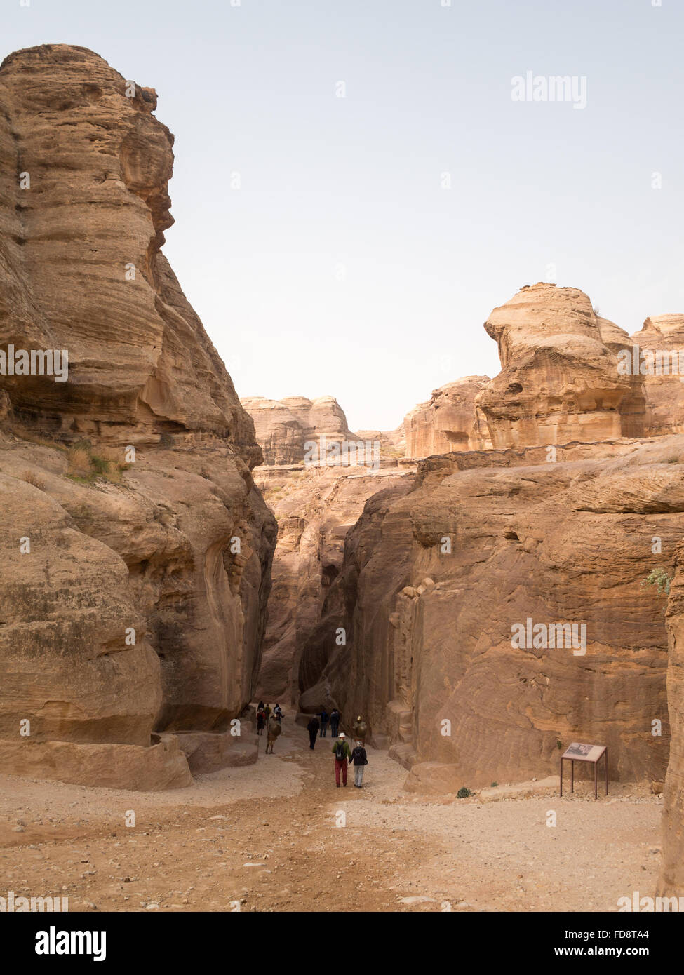 The entrance to the Siq in Petra Stock Photo - Alamy